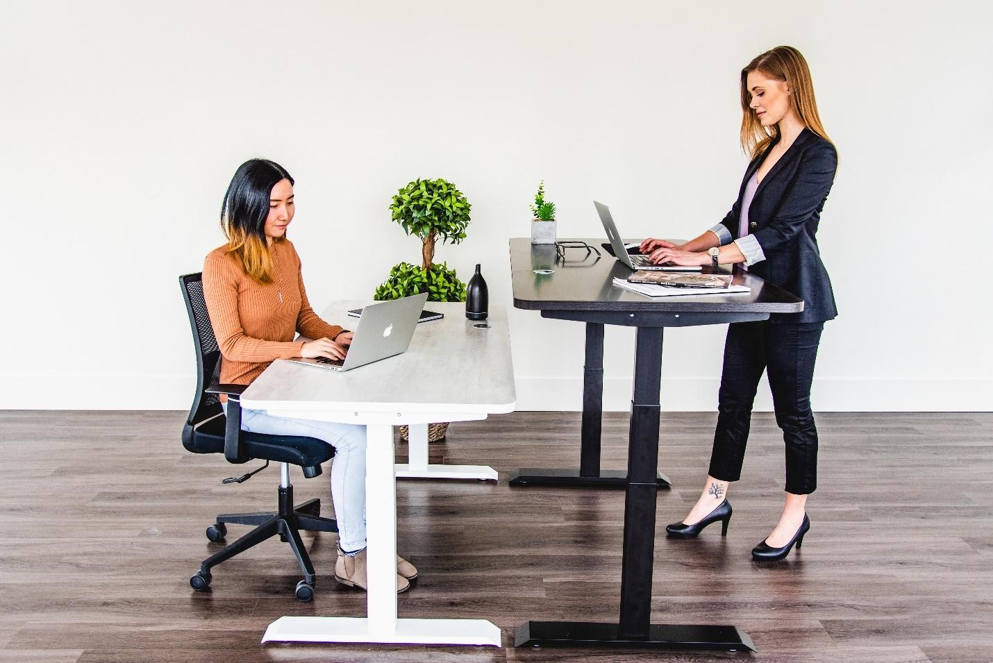 Do I Really Need A Standing Desk? Yes, You Do. Check Out Why.