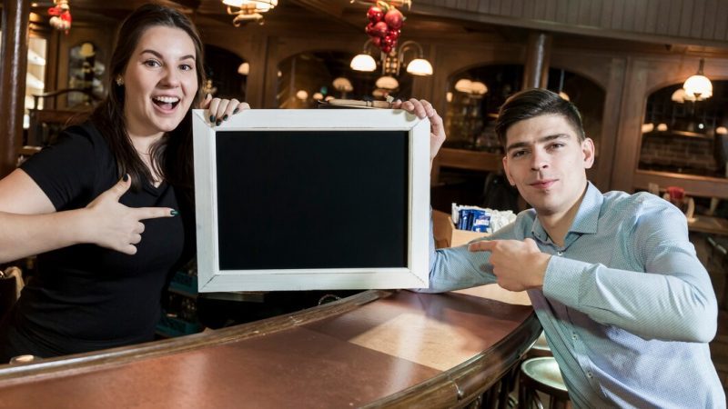 Unlocking Innovative Dining Experiences With Digital Menu Boards